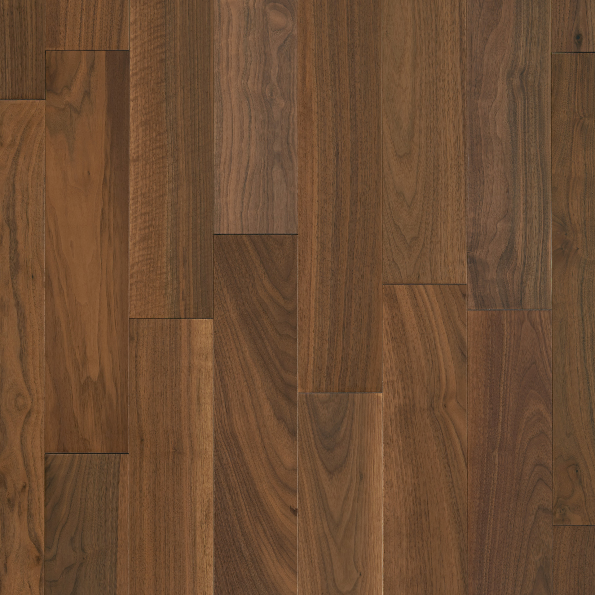 Jamari Walnut Lacquered Engineered Wood Flooring | Tapi