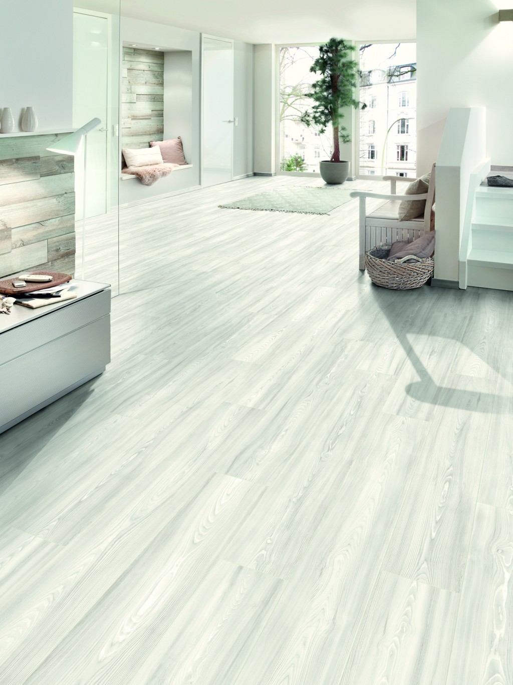 White Laminate Flooring Buy White Gloss Laminate Tapi